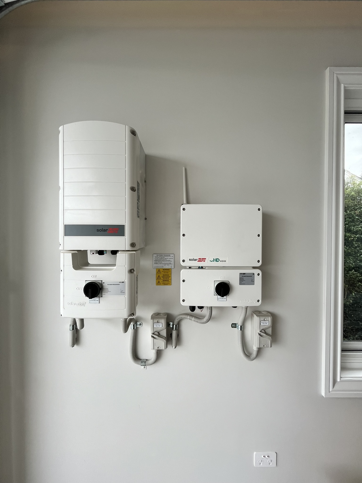 What Damages a Solar Inverter? | MPV Solar